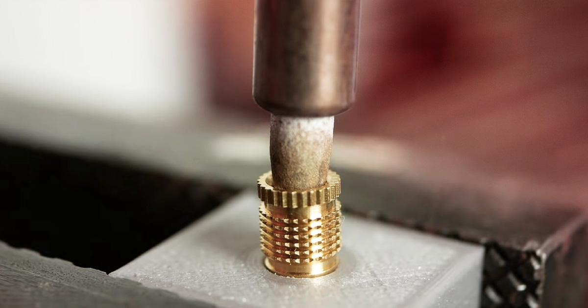 Threaded inserts for perfect connections of 3D printed parts - Extrudr ...